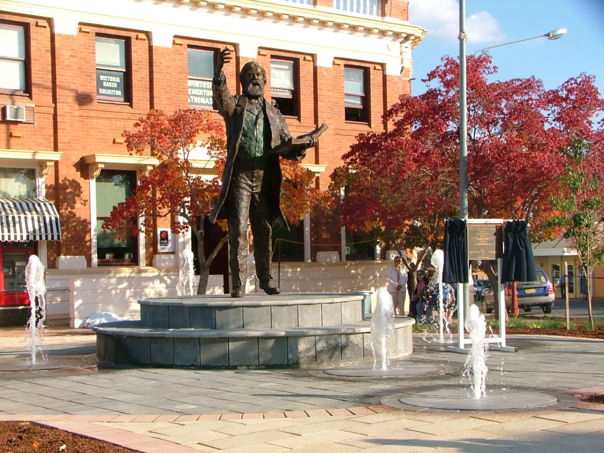 Chamberlain Square | History Parkes